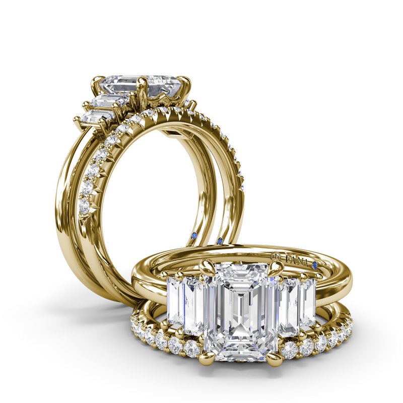 Bold and Beautiful Five Stone Engagement Ring S4176 - Fana